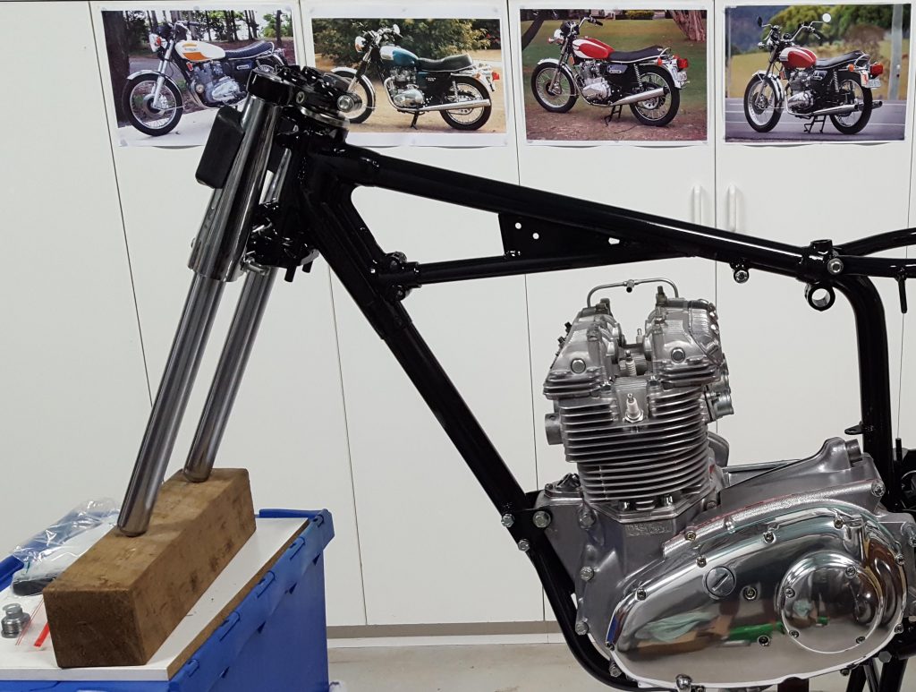 Trident fork-staunchions-in – Classic Triumph