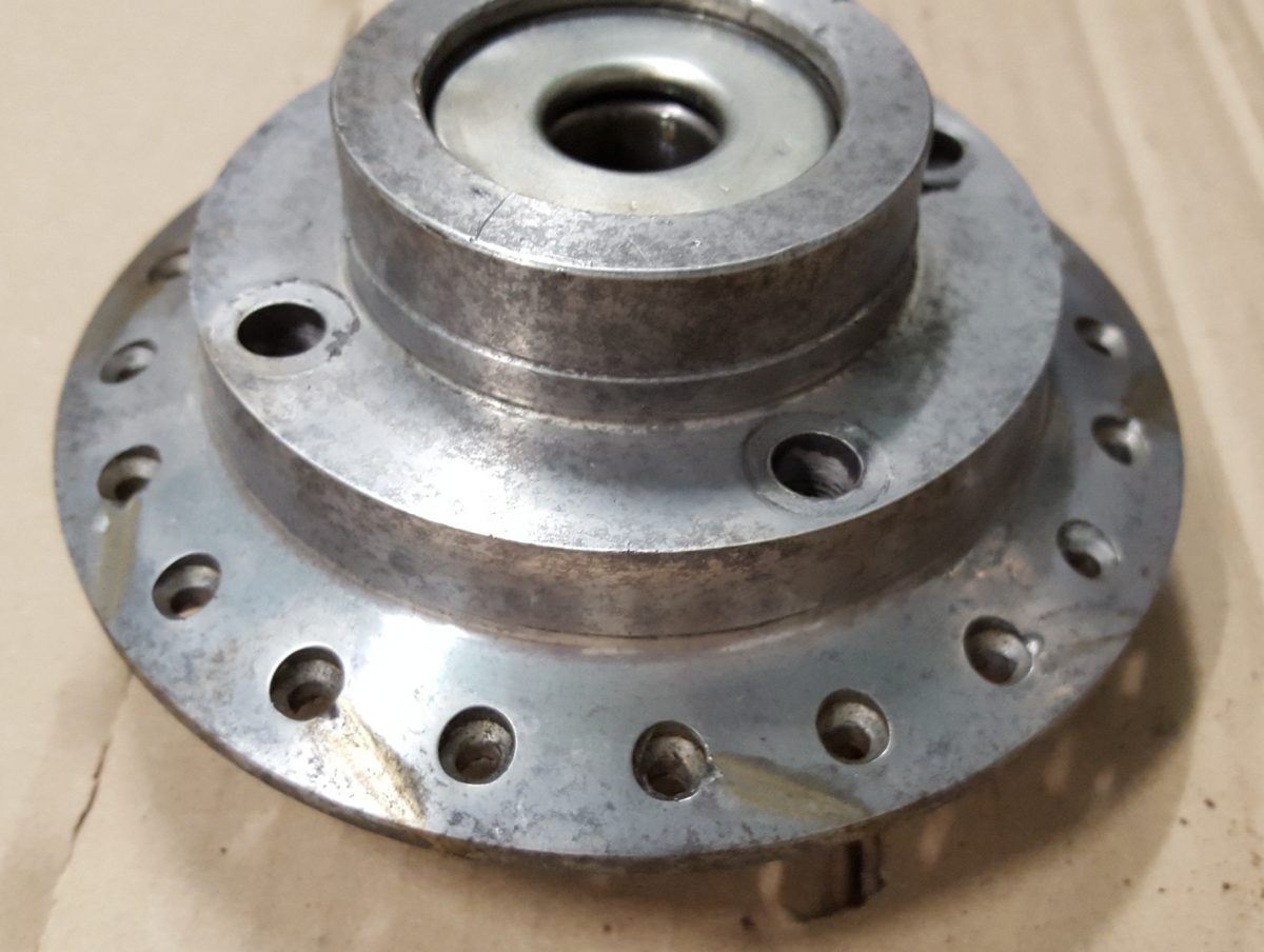 Trident Front Hub – Classic Triumph