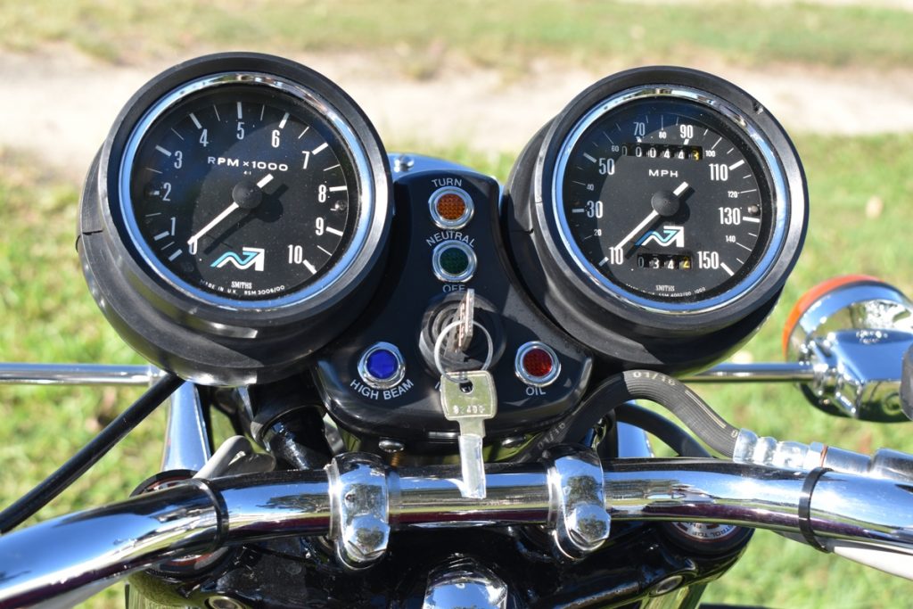 RB-T160-Gauges-LH-lo-res – Classic Triumph