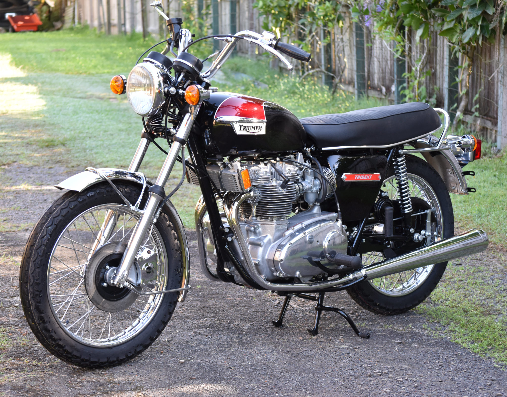 Classic Triumph – Meriden Triumph Parts, Repairs & Restorations
